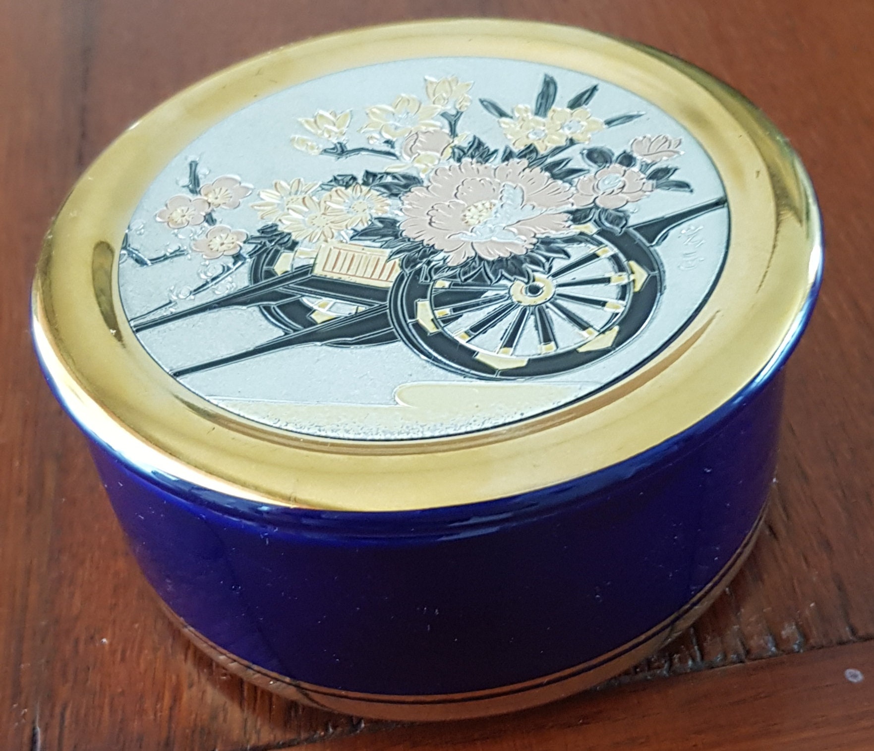 Japanese Trinket Box , Antique Bijoux Box, Samurai Chokin Art, Executed ...