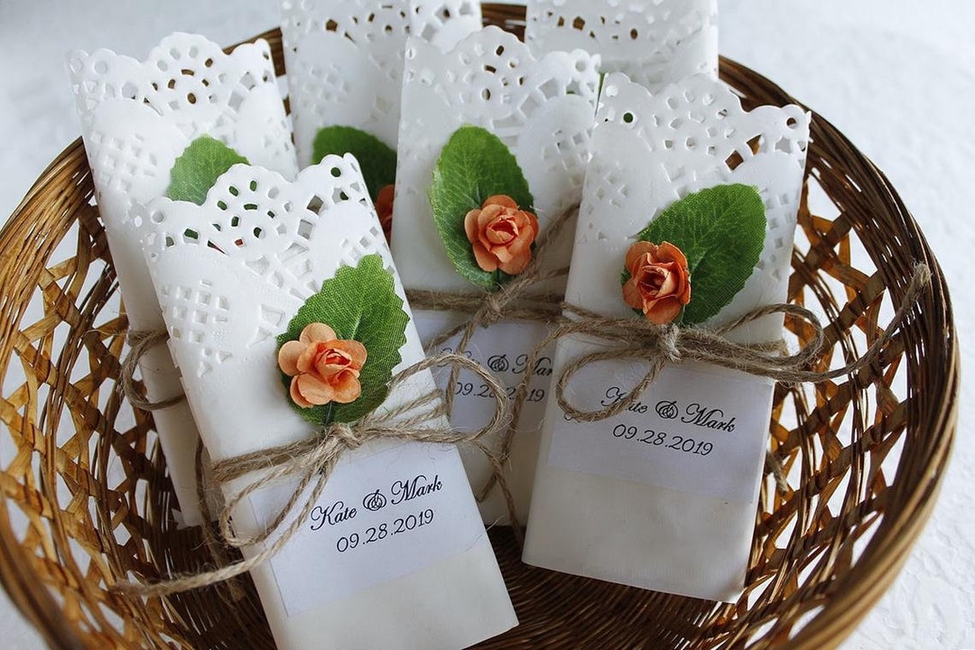 Personalized Wedding Tissue Packs – Rustic & Shabby Chic Wedding Favors ...