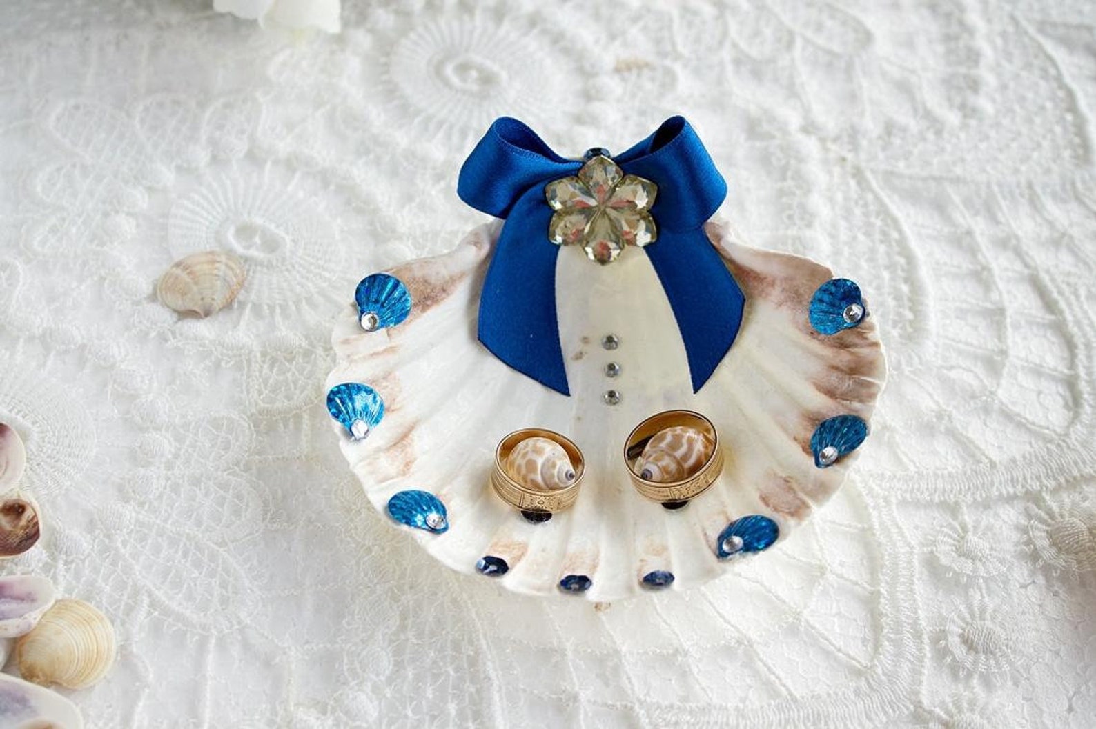 Royal Blue Seashell Ring Holder Nautical Ring Bearer Beach - Etsy