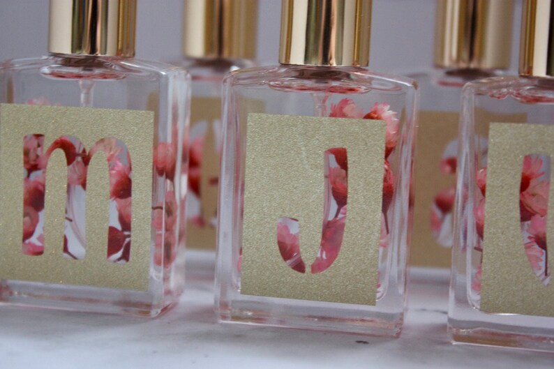 Personalized Perfumes With Dried Flowers | Etsy