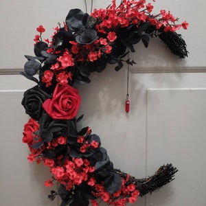 Red and Black Moon Wreath. Gothic Moon Decor. Witchy Door Wreath ...