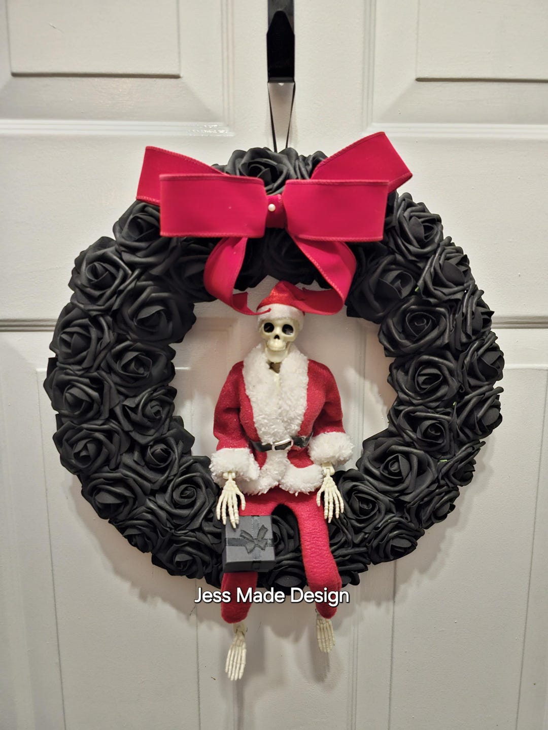Gothic Santa Skeleton Wreath, Gothic Christmas Decor, Creepy Santa Home ...