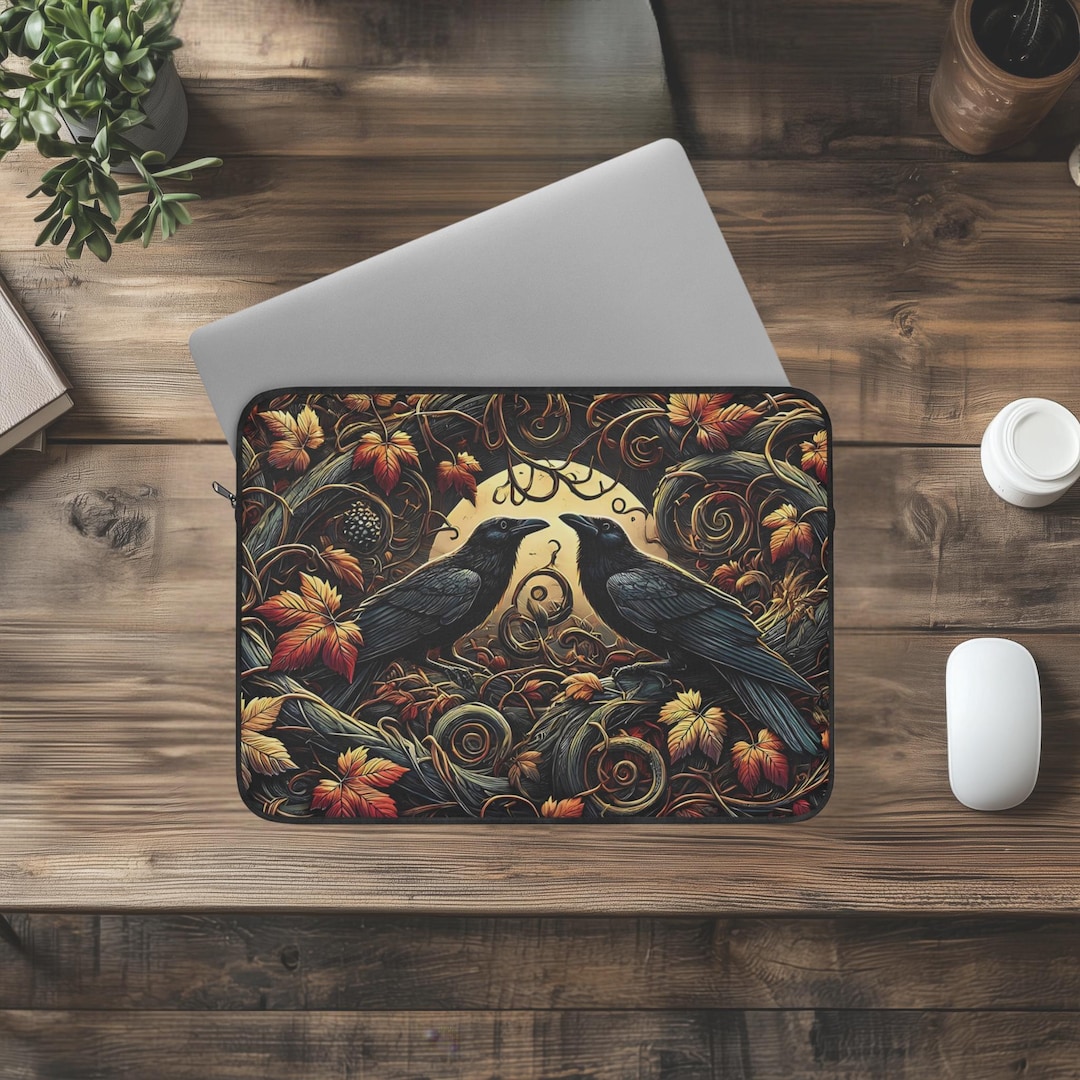 Medieval Gothic Crow Laptop Sleeve, Gothic Black Crow Medieval ...