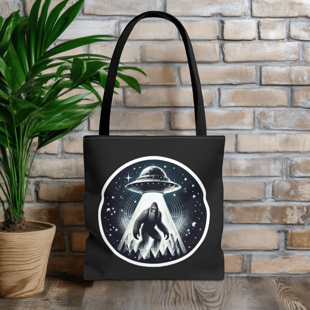 Bigfoot UFO Abduction Tote Bag: Cryptid Alien Carryall - Etsy