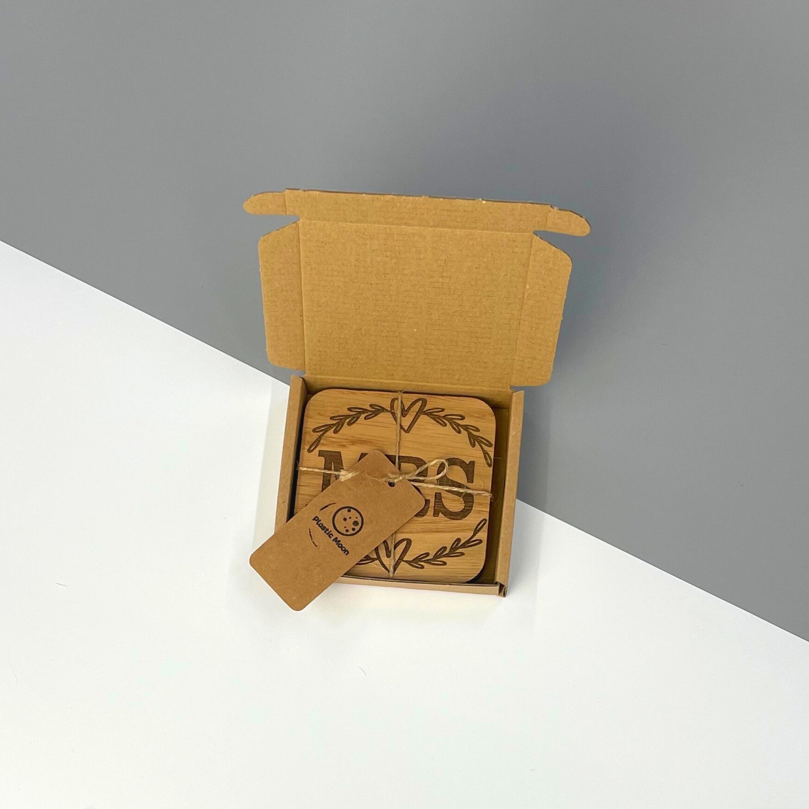 Mr and Mrs Wooden Coasters with Heart Wreath | Etsy