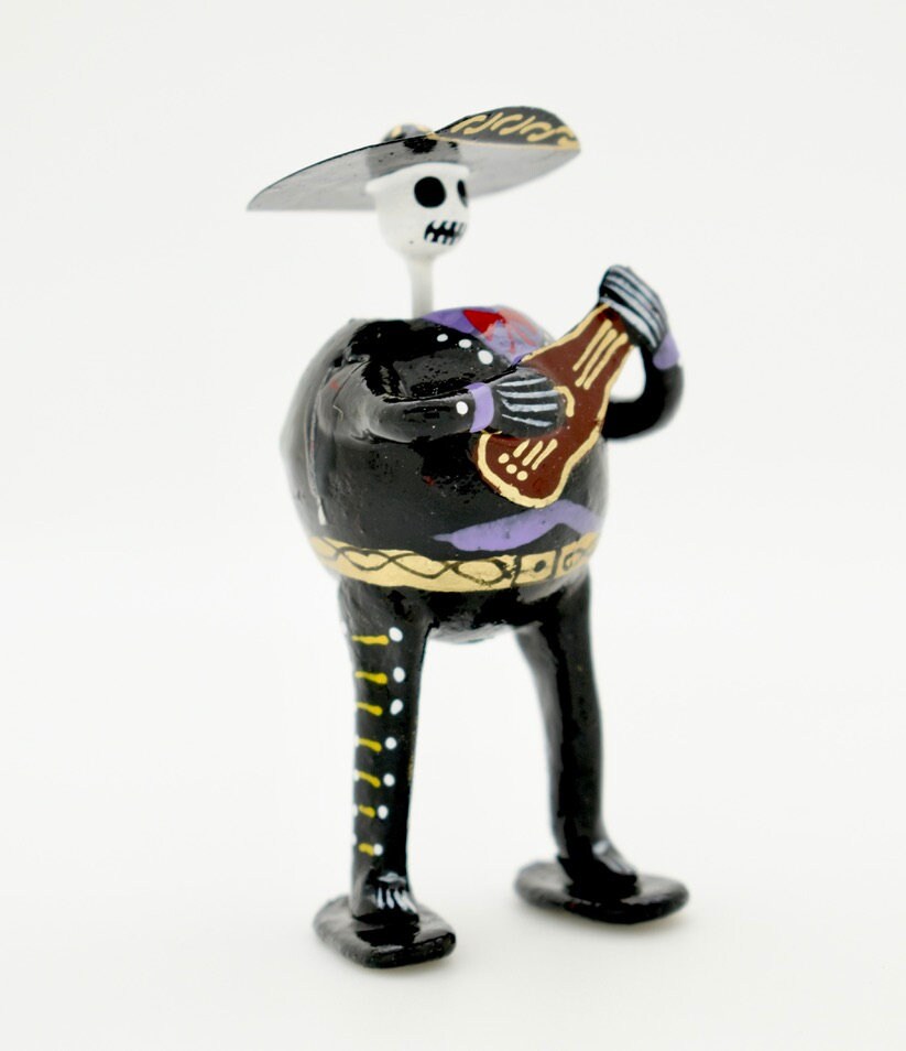 Handmade Mariachi Catrin Bubbleheads: Walnut Shell Crafted – Red ...