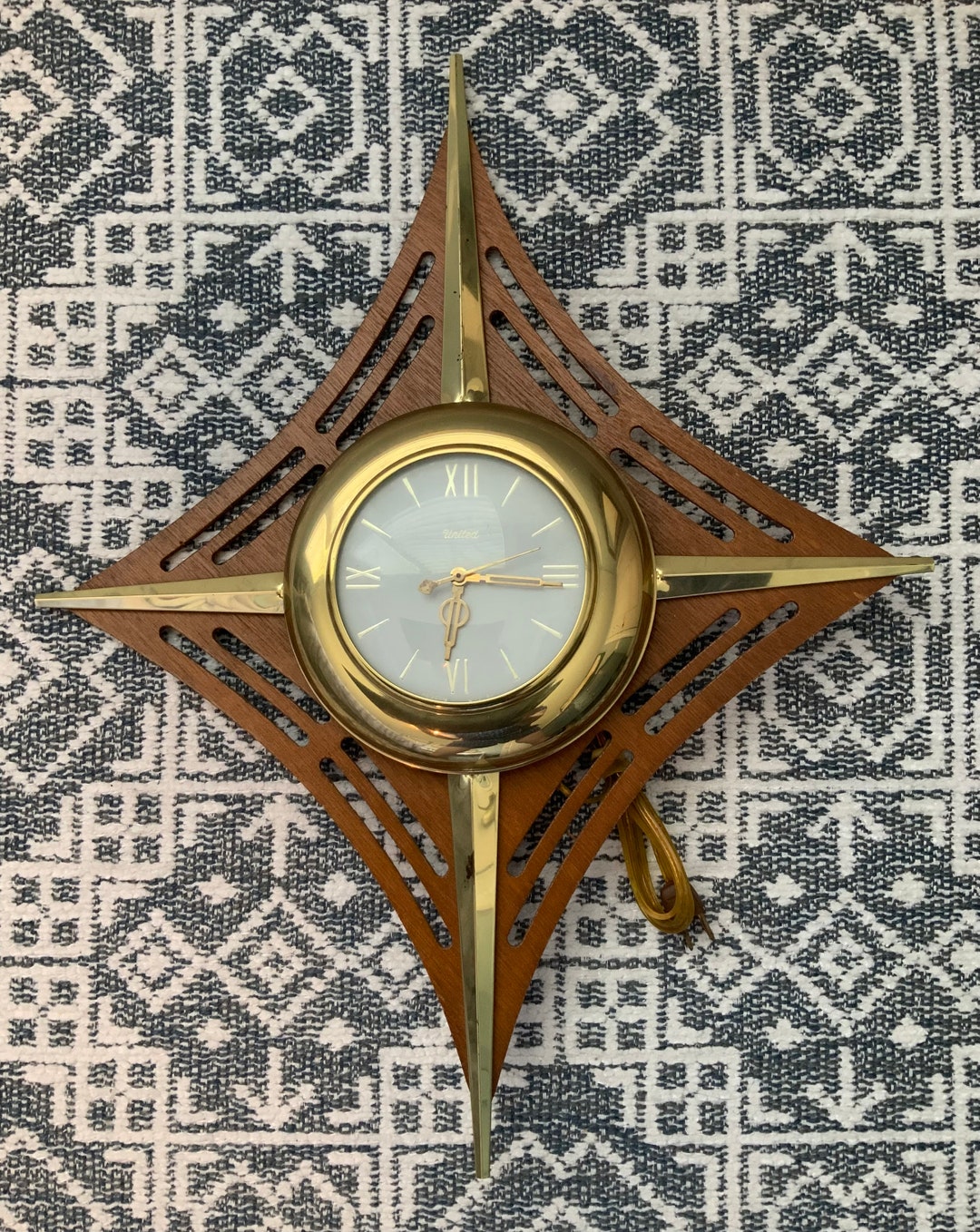 BEAUTIFUL **VINTAGE ** Mid Century Modern United Wall Clock * Brass ...