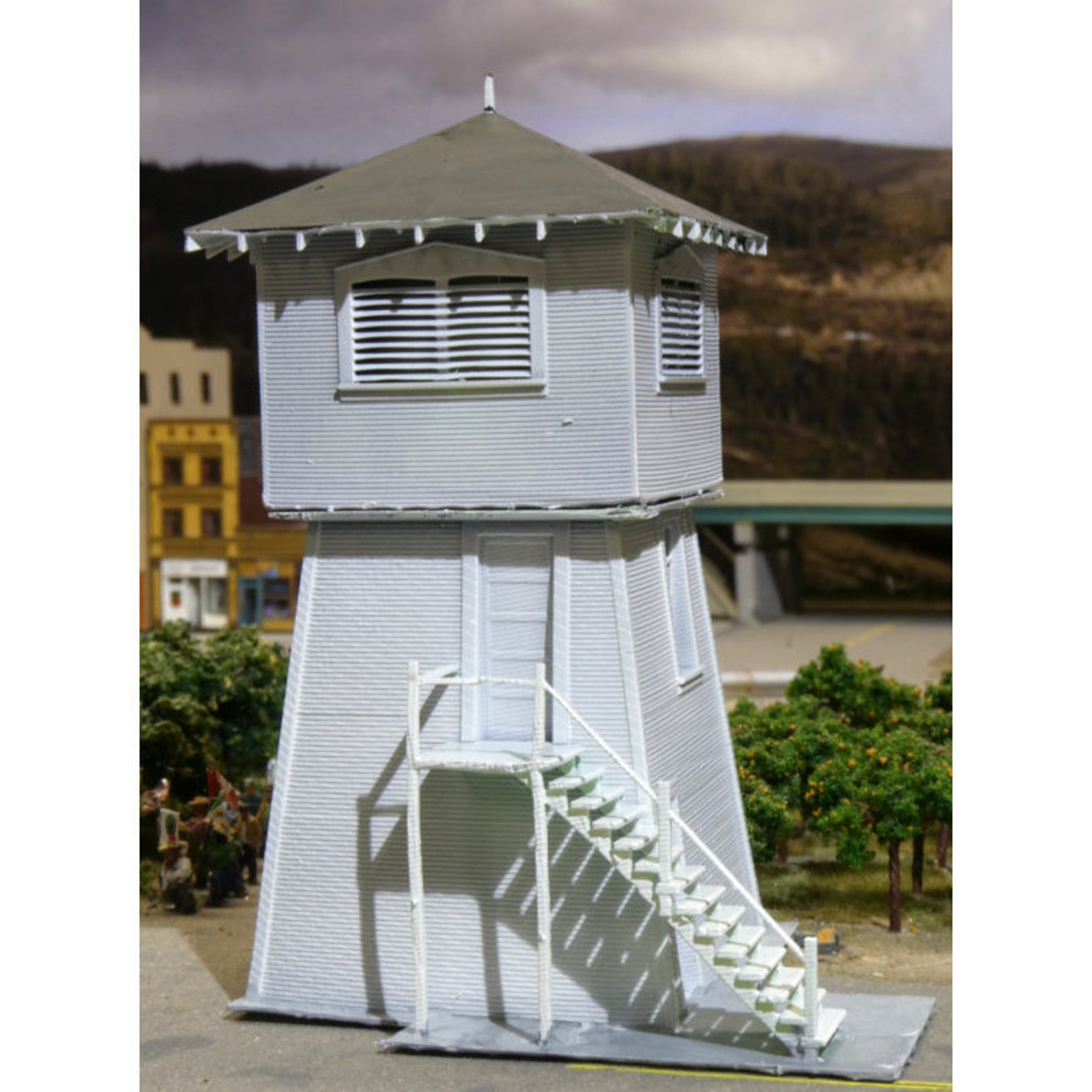 HO Krohn Farm Water Tower Kit - Etsy