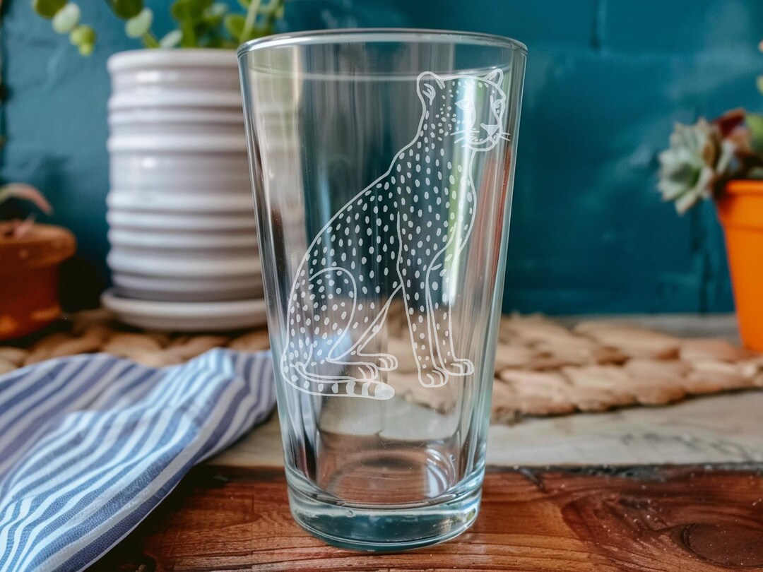 South African Cheetah Pint Glass – Wildlife Animal Glass Featuring ...