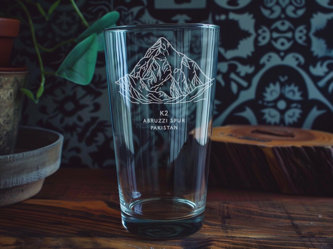 K2 Abruzzi Spur Pakistan Mountain Scene Pint Glass | Karakoram Range ...