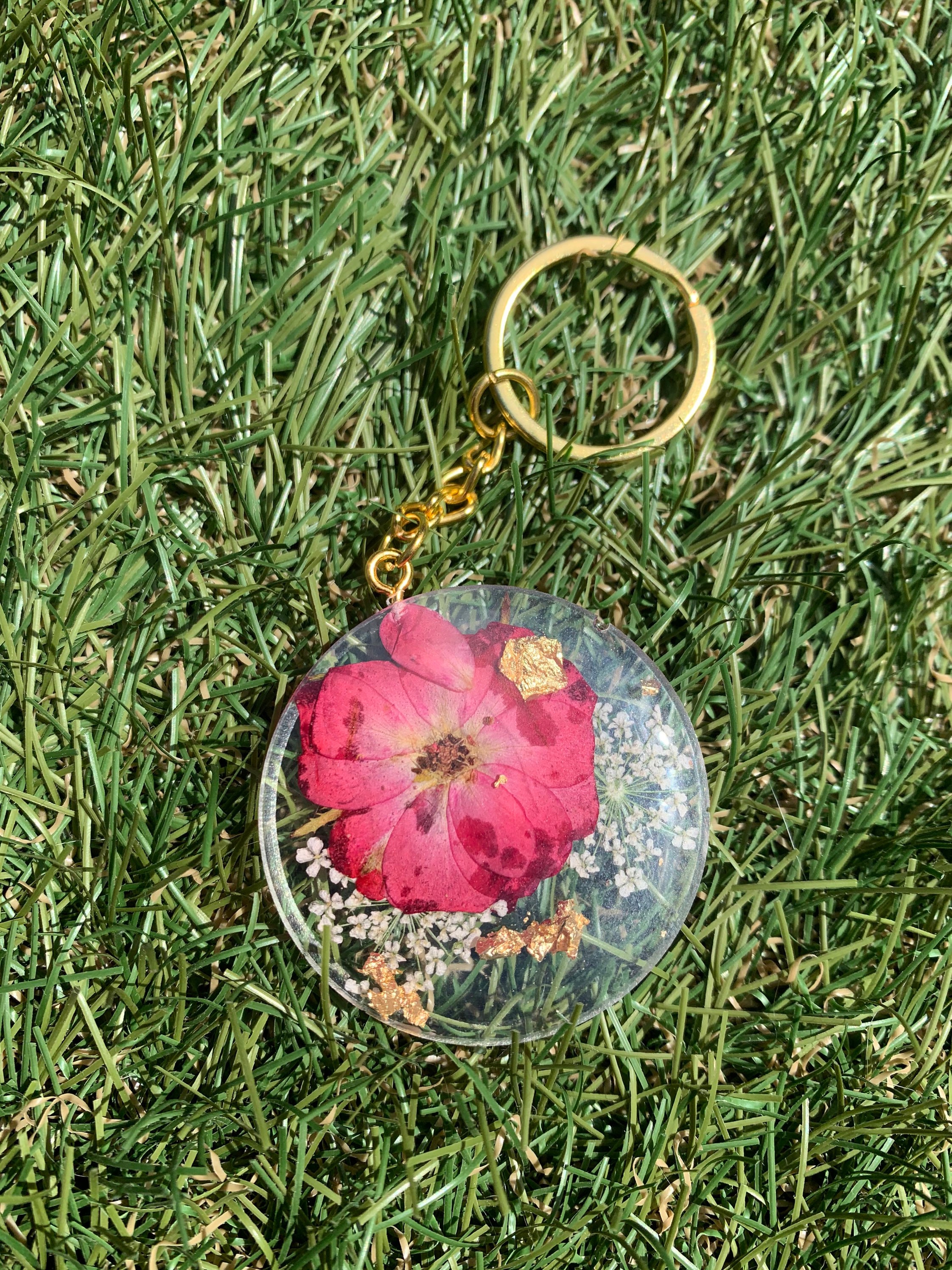 Pressed Flower Key Ring / Personalised / Circle / Dried | Etsy