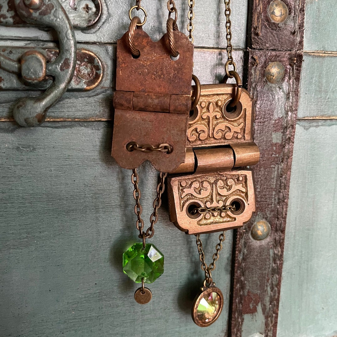 Vintage Hinge Necklace, Antique Jewelry, Chandelier Crystal, Swarovski ...