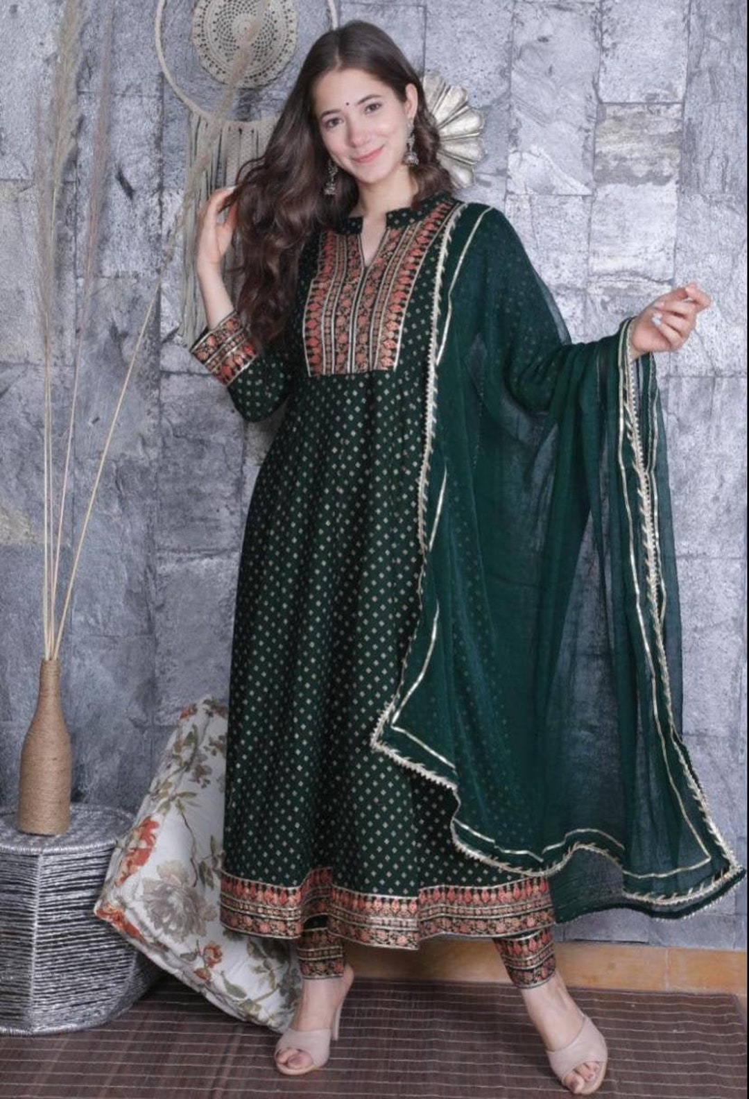 Pakistani Green Anarkali Suit, Full Flared Kurta With Pant & Chiffon ...