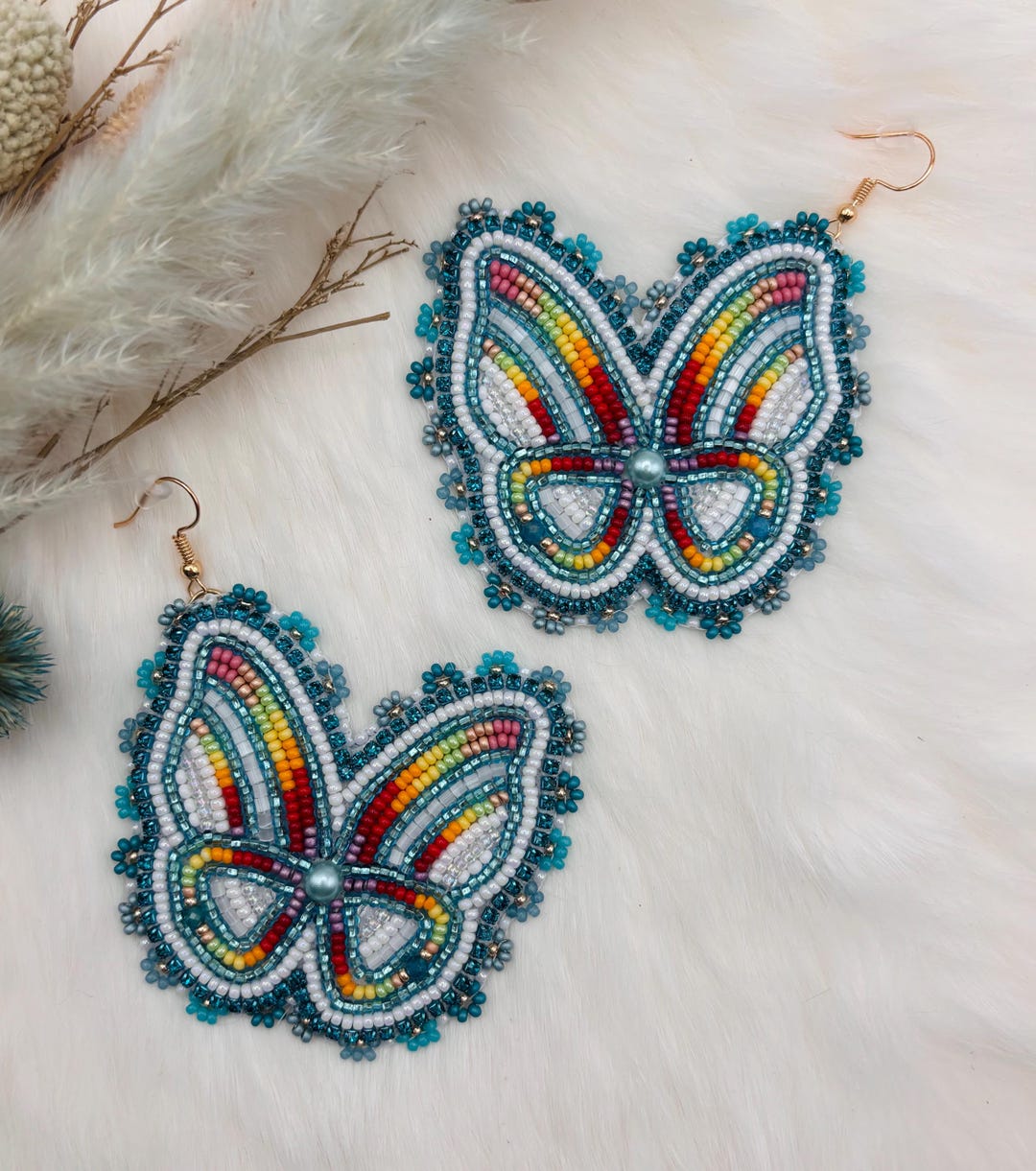 Métis/indigenous Made Beaded Earrings/authentic/handmade/floral/sparkly ...