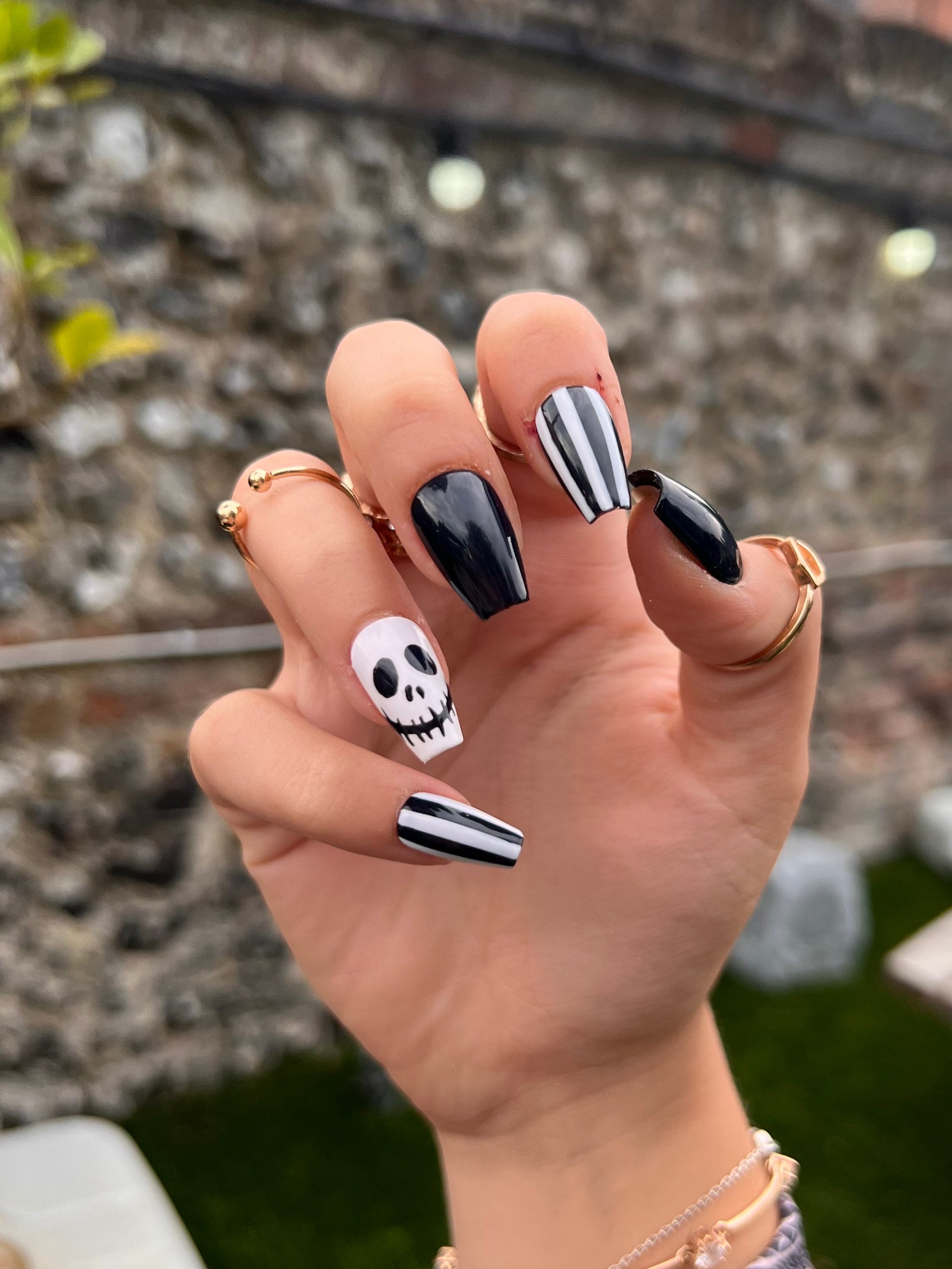 Skeleton Nails