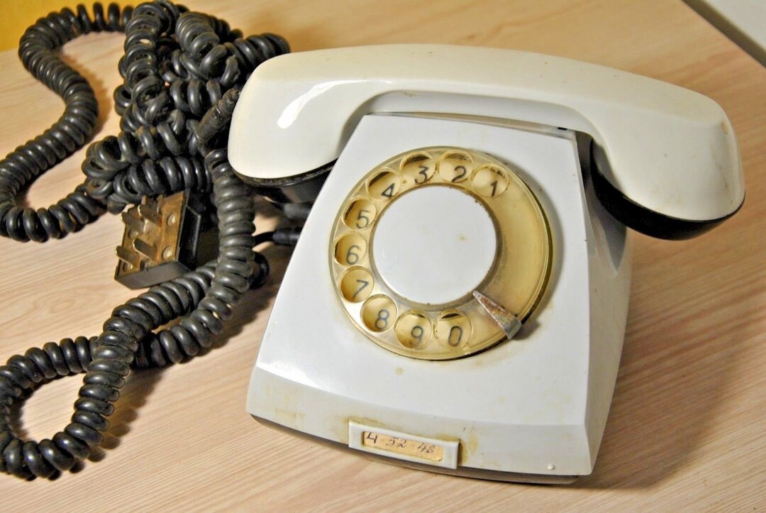 Vintage Soviet Old Disk Rotary Phone. USSR 1972 - Etsy