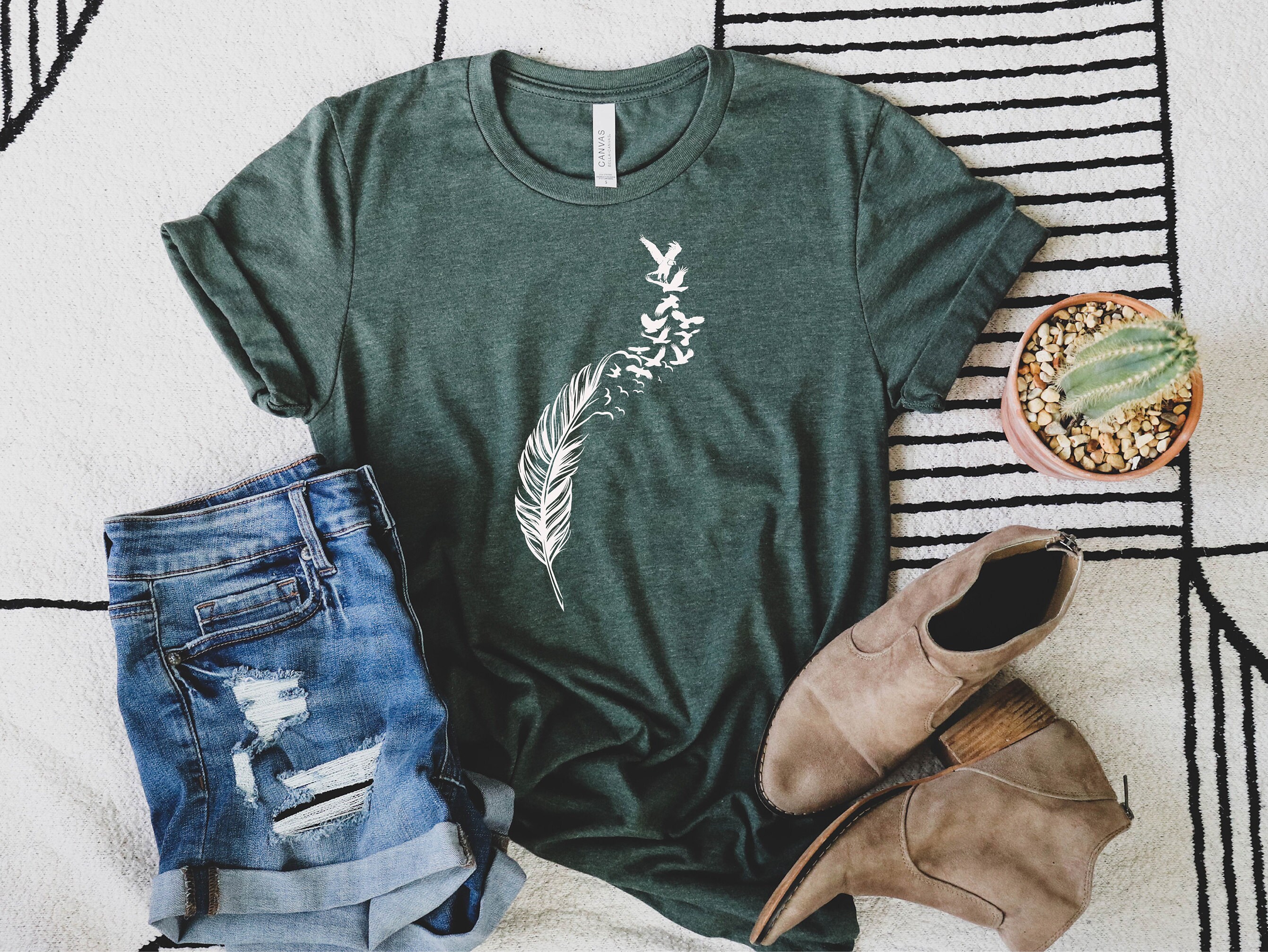 Feather Birds Shirt Feather T-Shirt Birds Tee Graphic Tee | Etsy