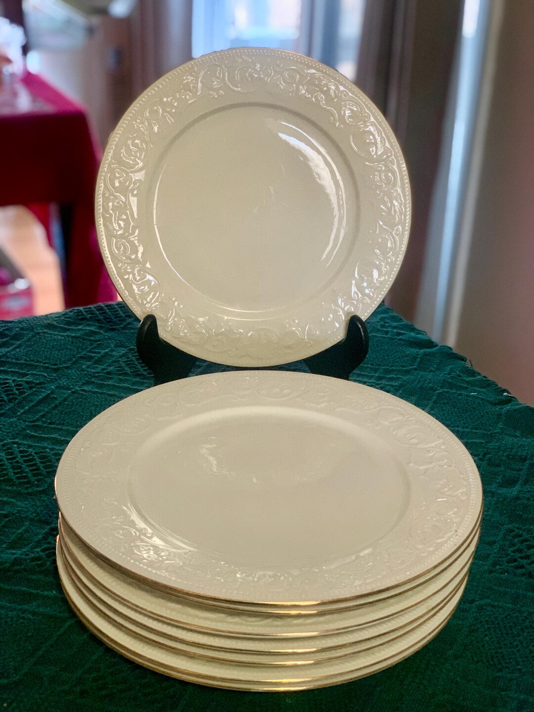 Set of 8 Farberware Calais 4173 White W/ 22K Gold Band Dinner Plate 10. ...