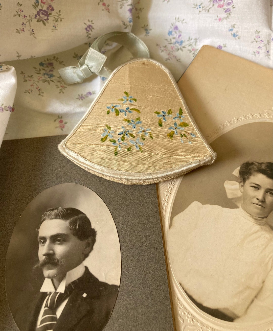 RARE Antique 1880/90s Victorian Silk Hand Painted Bell Needle Keep - Etsy