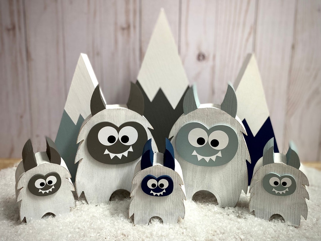Chunky Wood Yeti - Abominable Snowman - Yeti Family Display - Winter ...
