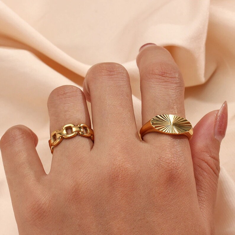 18K Gold Oval Signet Ring Stainless Steel Gold Ring Simple | Etsy