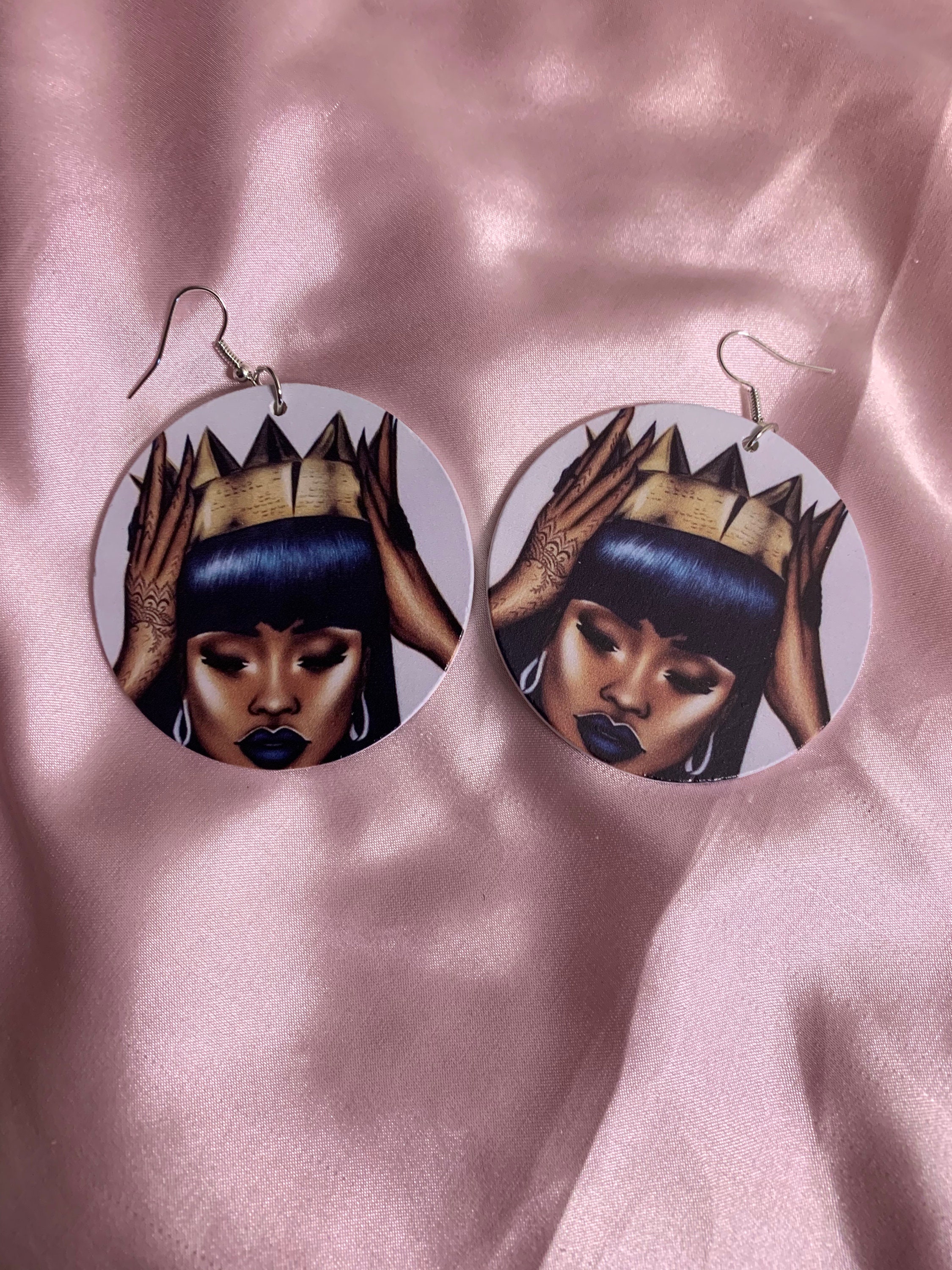 Fix Your Crown Queen Two-sided Earrings - Etsy UK