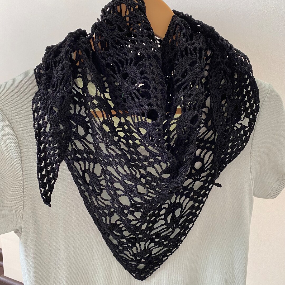 Lost Souls Shawl Pattern, Skull Shawl Crochet Pattern, Skull Shawl ...