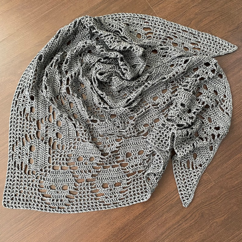 Lost Souls Skull Crochet Shawl Pattern: Goth Cotton Shawl (digital ...