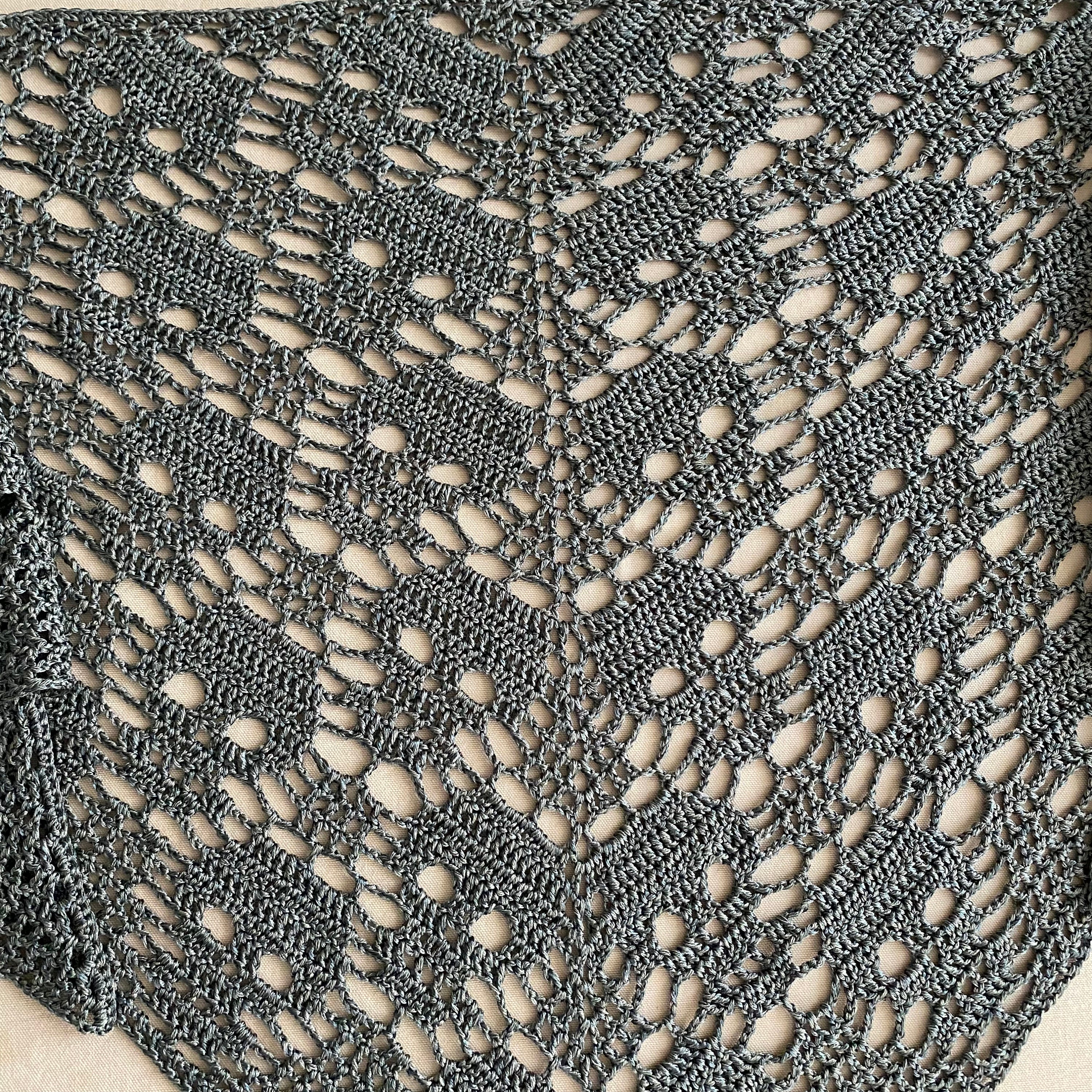 Skull Shawl Crochet Pattern: Lost Souls Goth Design (PDF Download) - Etsy