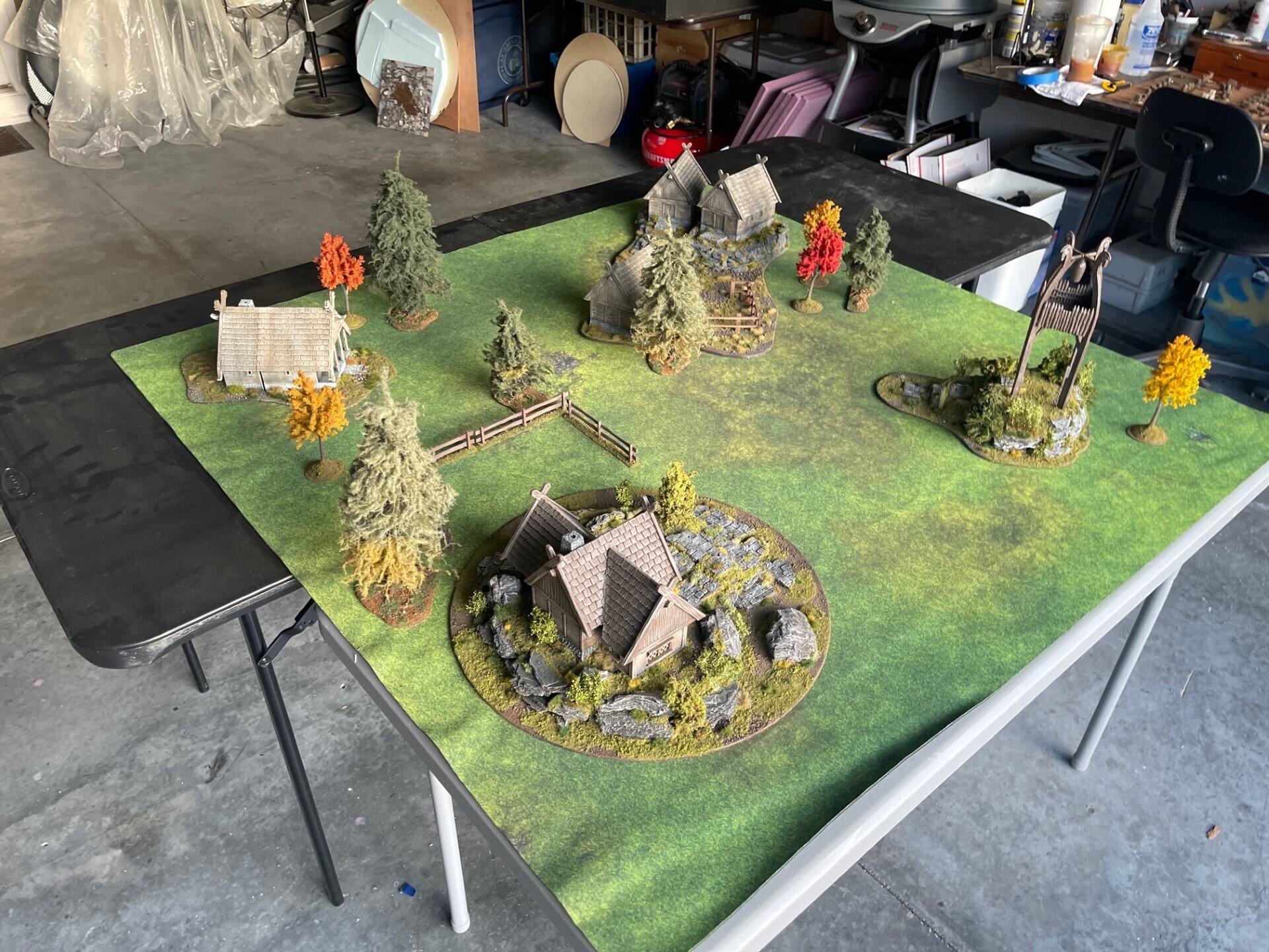 Rohan MESBG Fantasy Gaming Terrain House on Custom Circle Base - Etsy