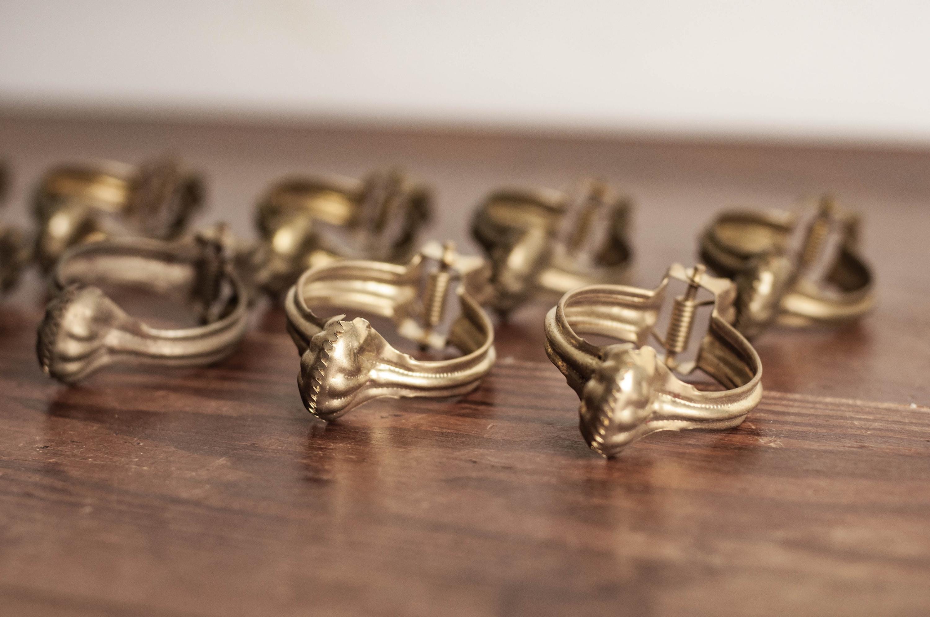 Set of 7 Vintage French Café Curtain Ring Clips | Aged Brass Curtain ...