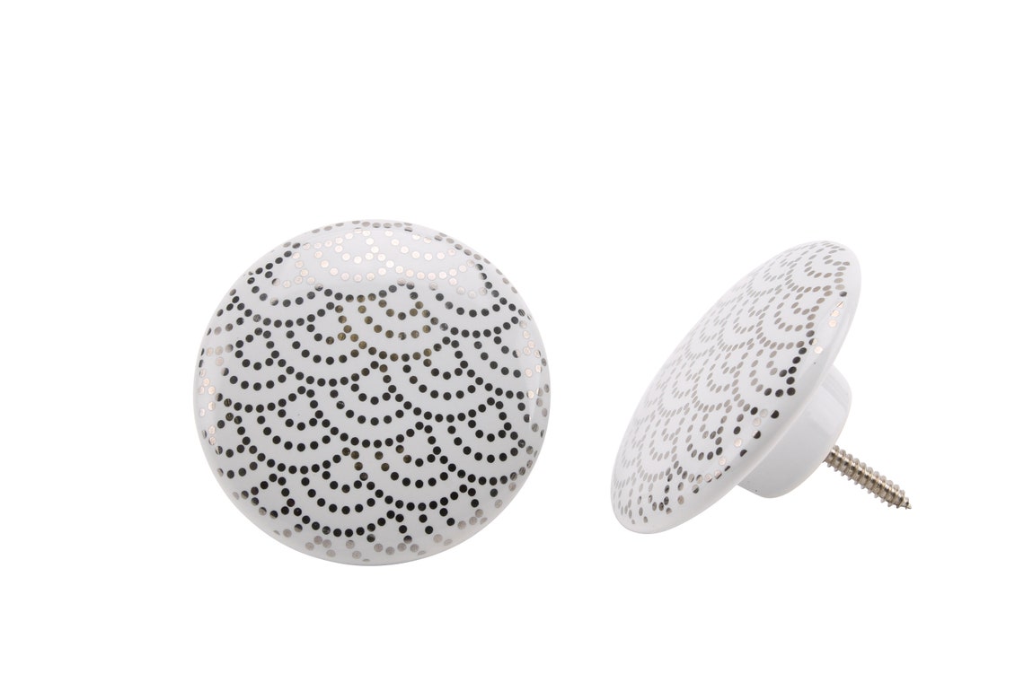Set of 2 Silver Scallop Drawer Pulls | Cabinet Knobs, 4cm - Etsy