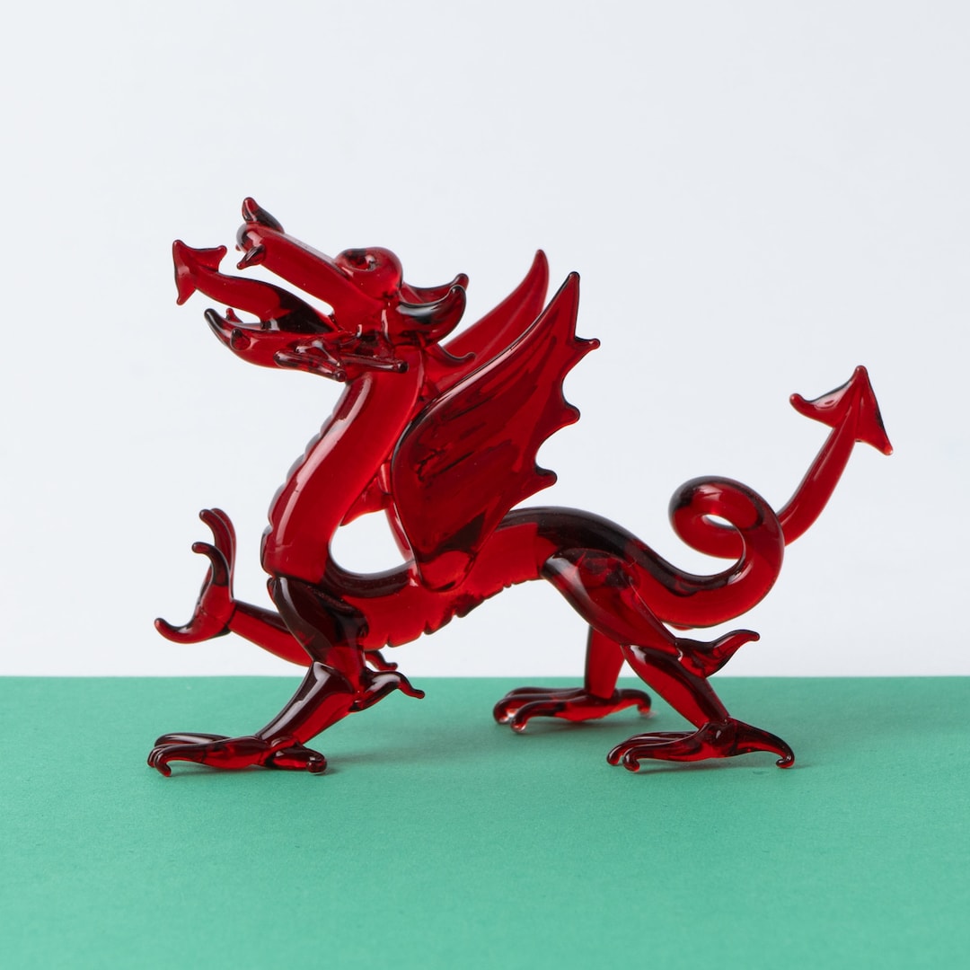 Glass Welsh Dragon Ornament • Gift Box • Decoration • Collectable ...