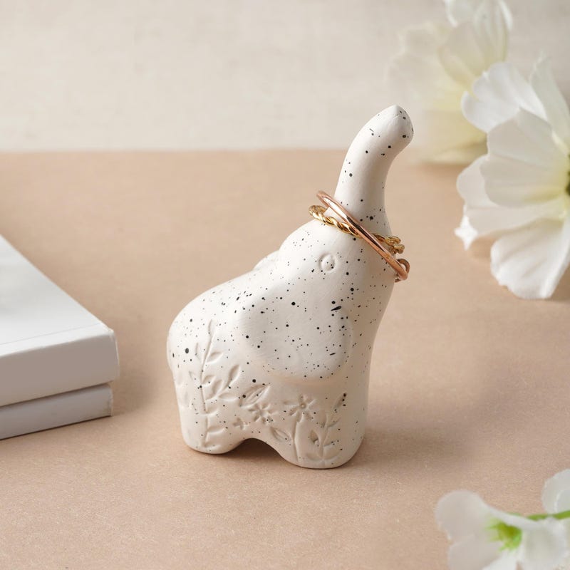 Ceramic Ring Holder - Etsy