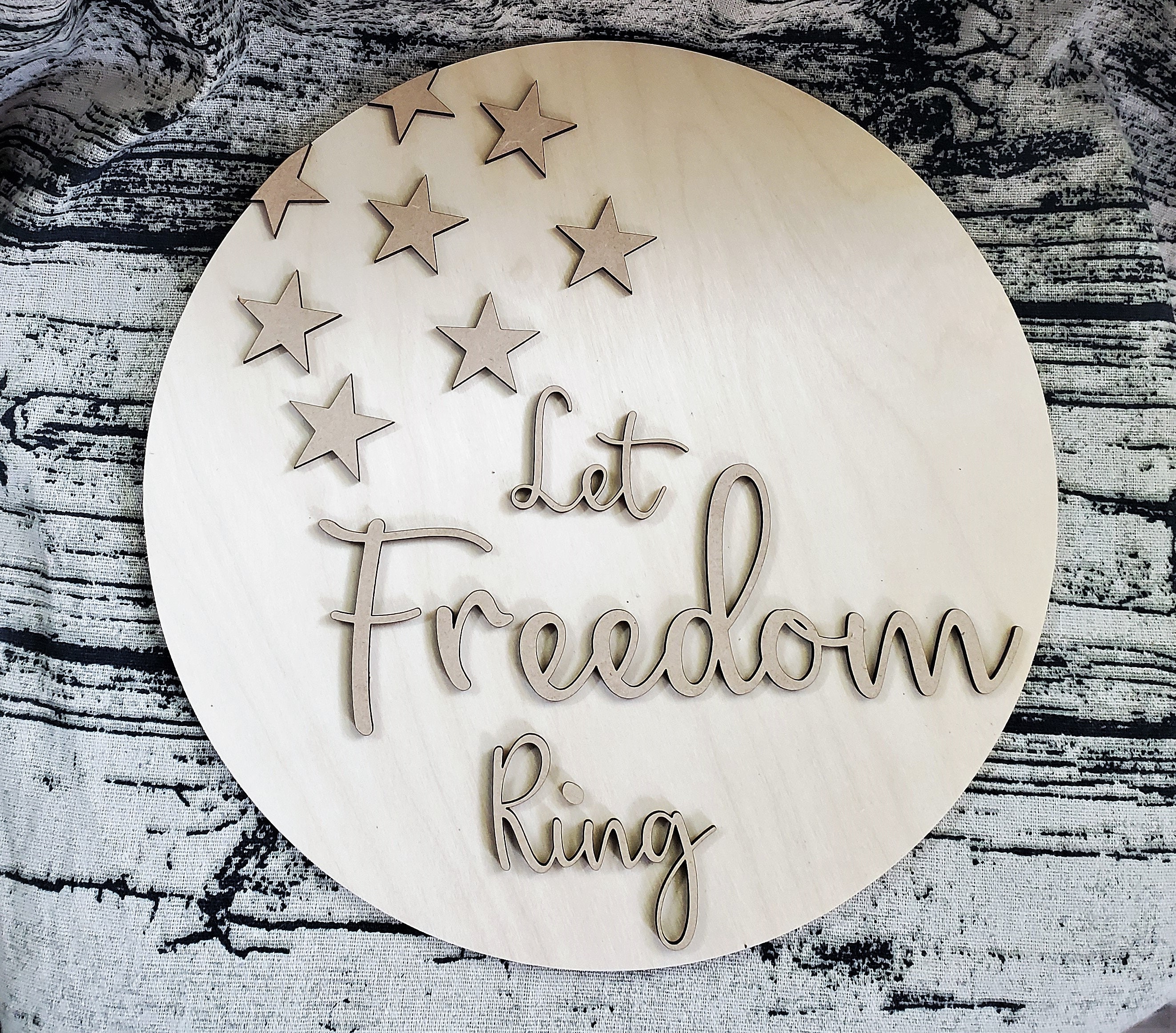DIY or Painted Let Freedom Ring American Flag 12 Round Patriotic Door ...