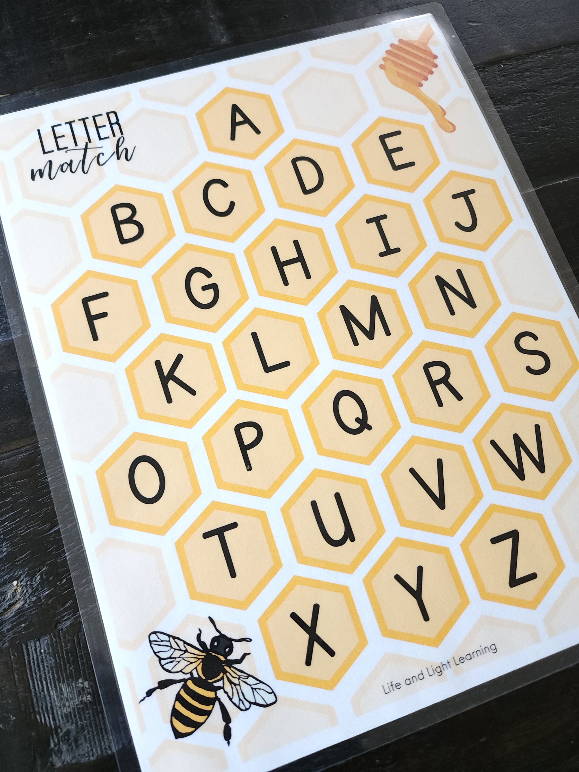 Alphabet Matching, Uppercase & Lowercase, Letter Match Printable, Bee ...
