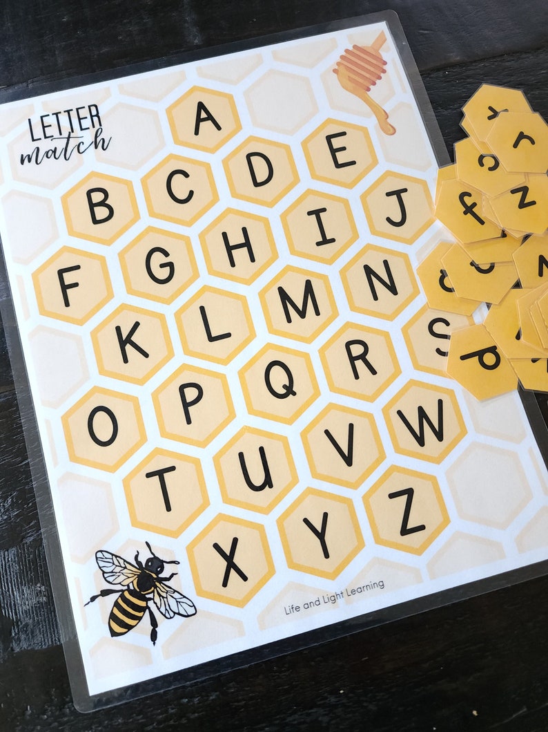 Alphabet Matching, Uppercase & Lowercase, Letter Match Printable, Bee ...