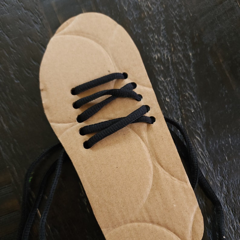 Tying Shoes Activity, Shoe Lacing Cards, Shoe Tying Practice, Kids Life ...