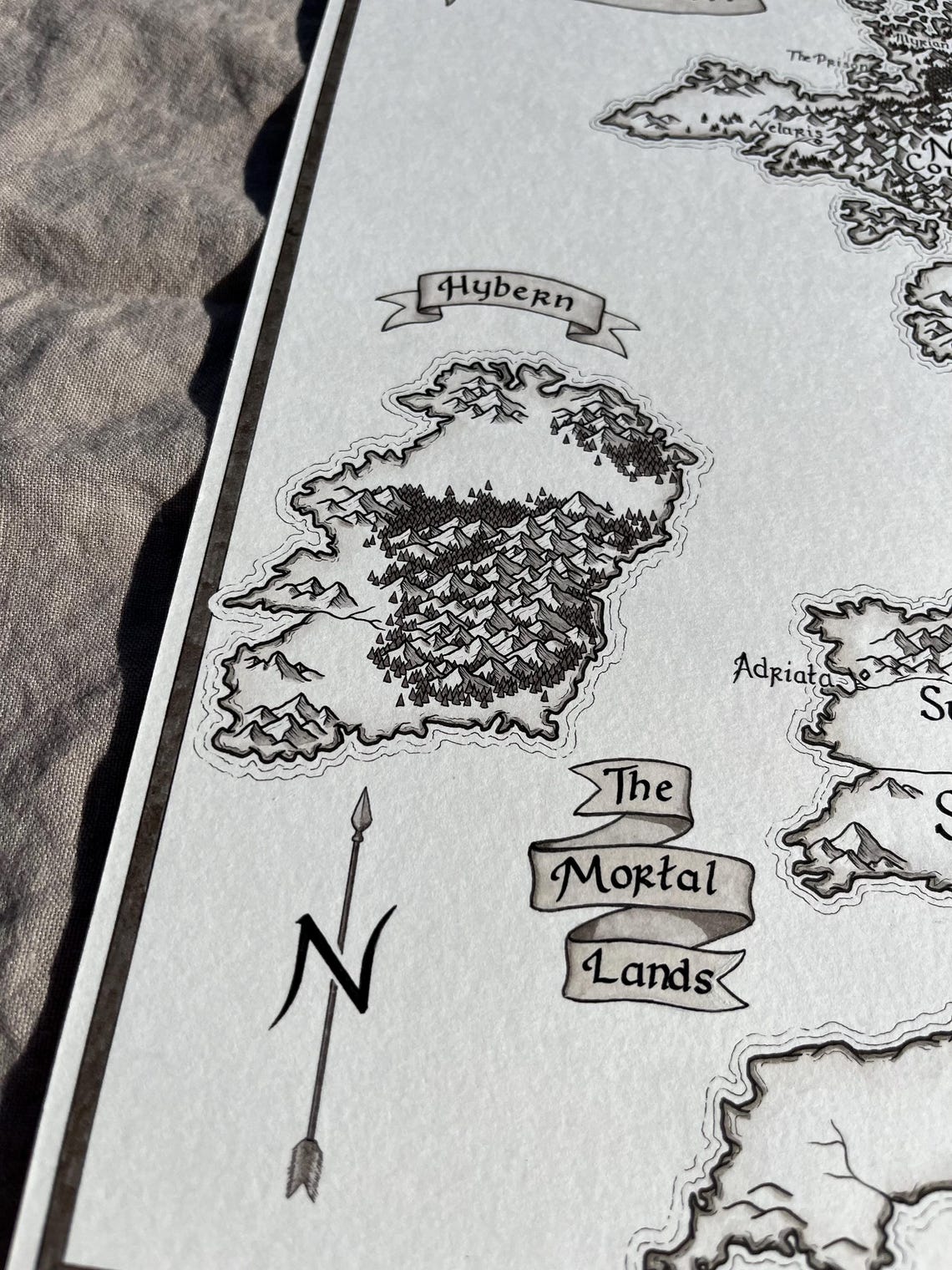 Prythian Map Print, Hand-drawn ACOTAR Art, Fantasy Wall Decor - Etsy