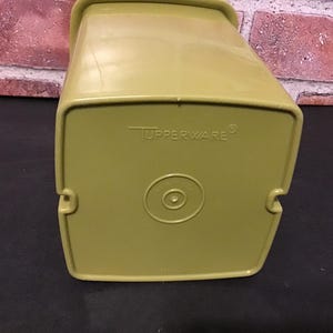 Sample Large Tupperware Pick A Deli Pickle Keeper 3 Piece Container ...