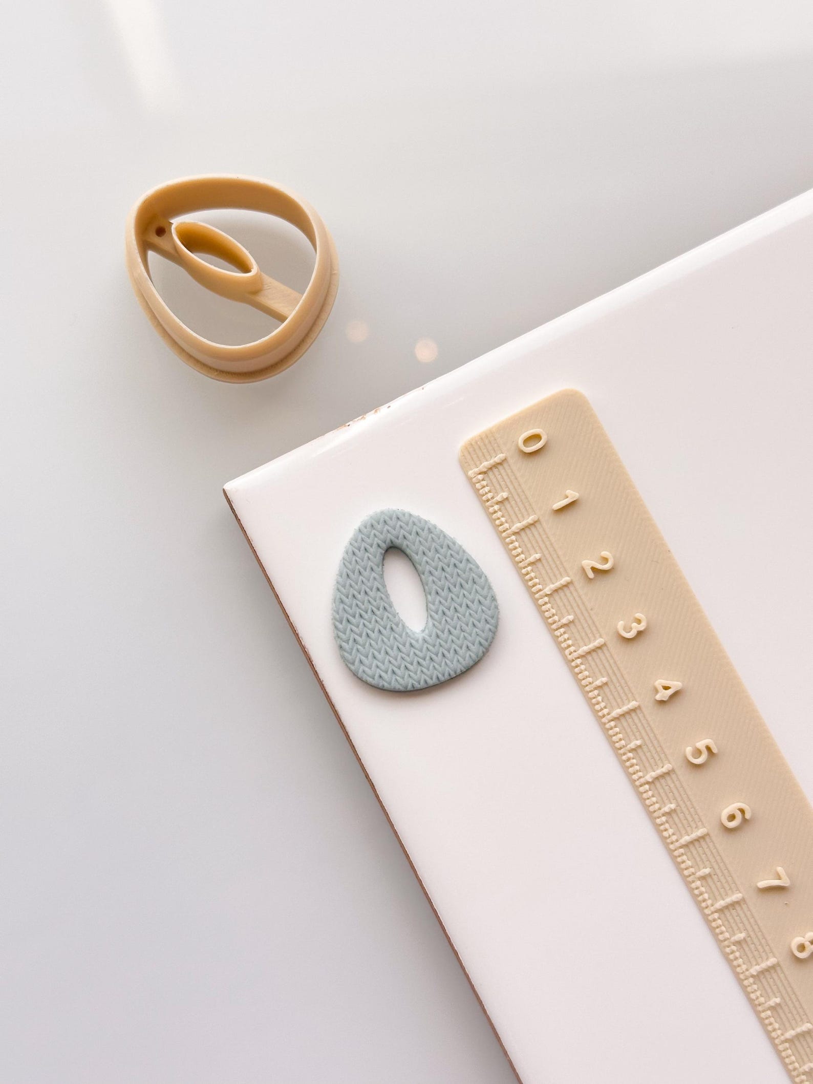 Rounded Offset Windowed Triangle Clay Cutter - Drill Guides - Etsy