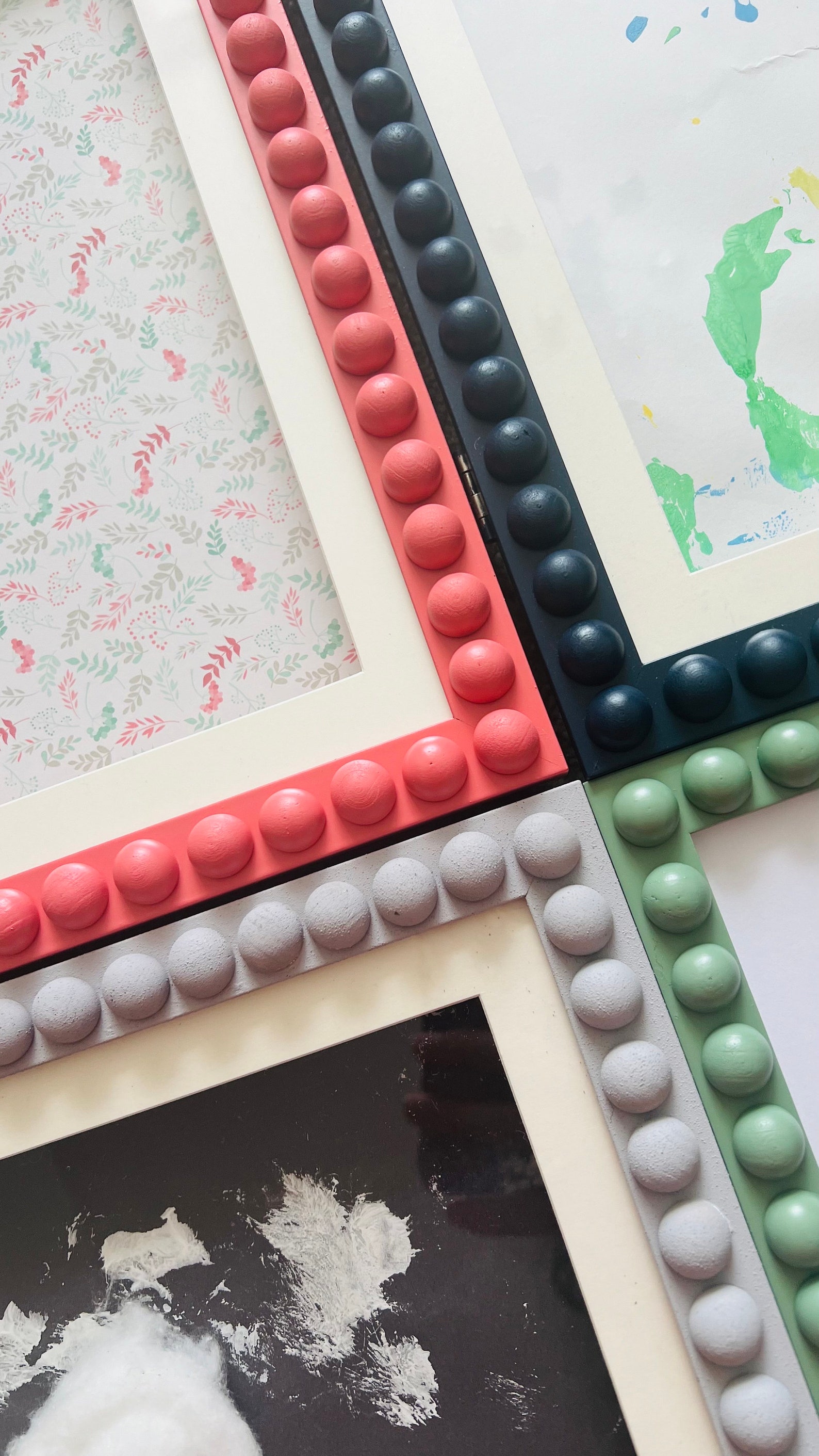 Bobbin Kid's Artwork Frame // Kid's Painting Storage //bobbin Photo ...