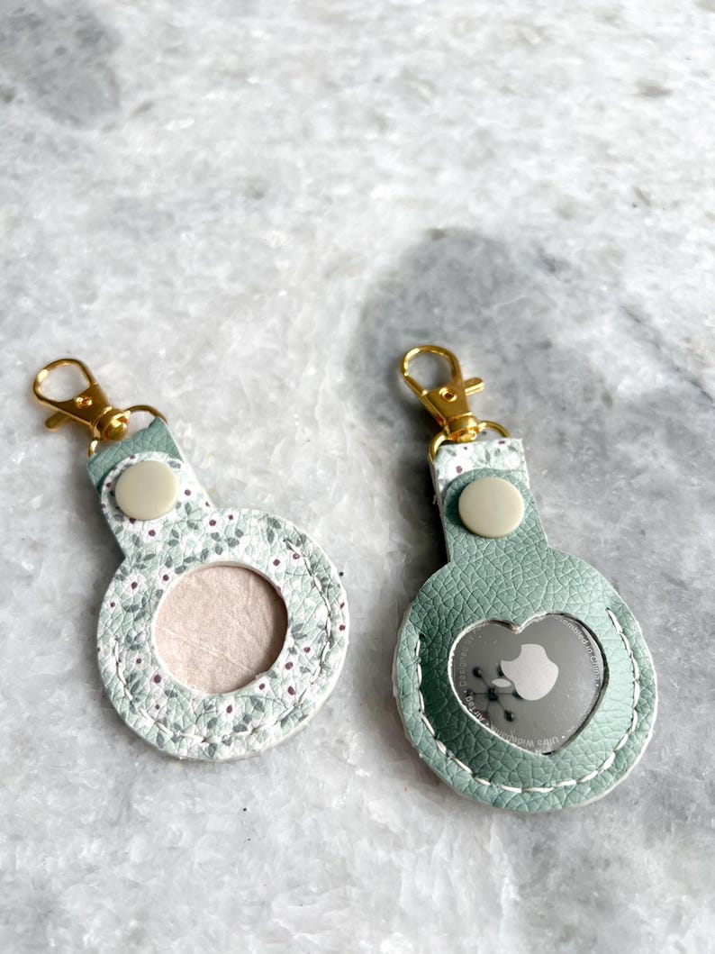 Personalised Leather AirTag Case Keyring // Keychain for Apple AirTag ...