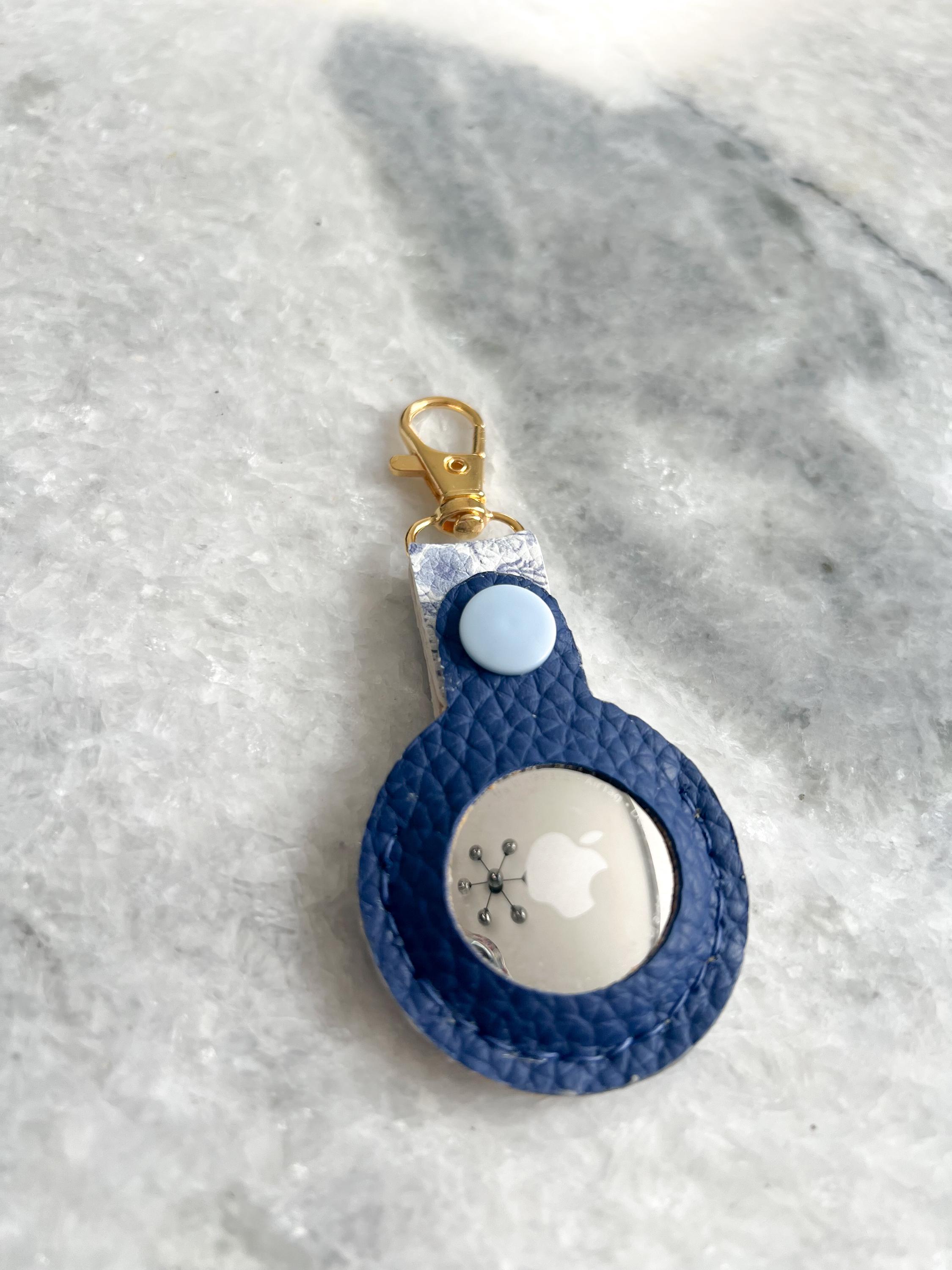 Personalised Leather AirTag Case Keyring // Keychain for Apple AirTag ...