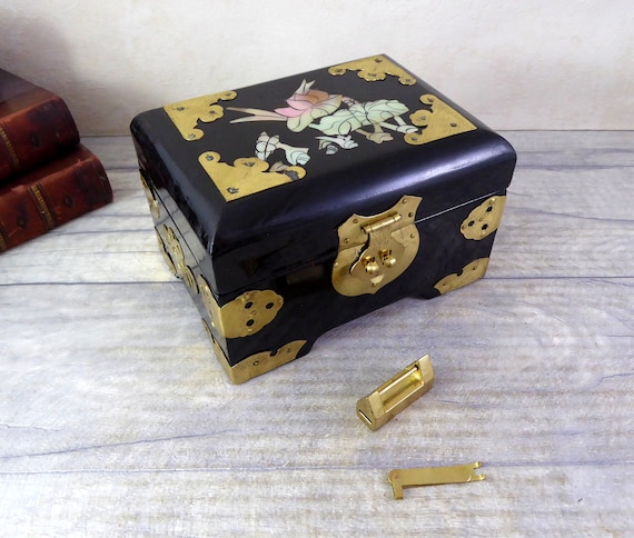 Chinese Jewel Box Vintage Chinese Rosewood Jade Jewellery Box