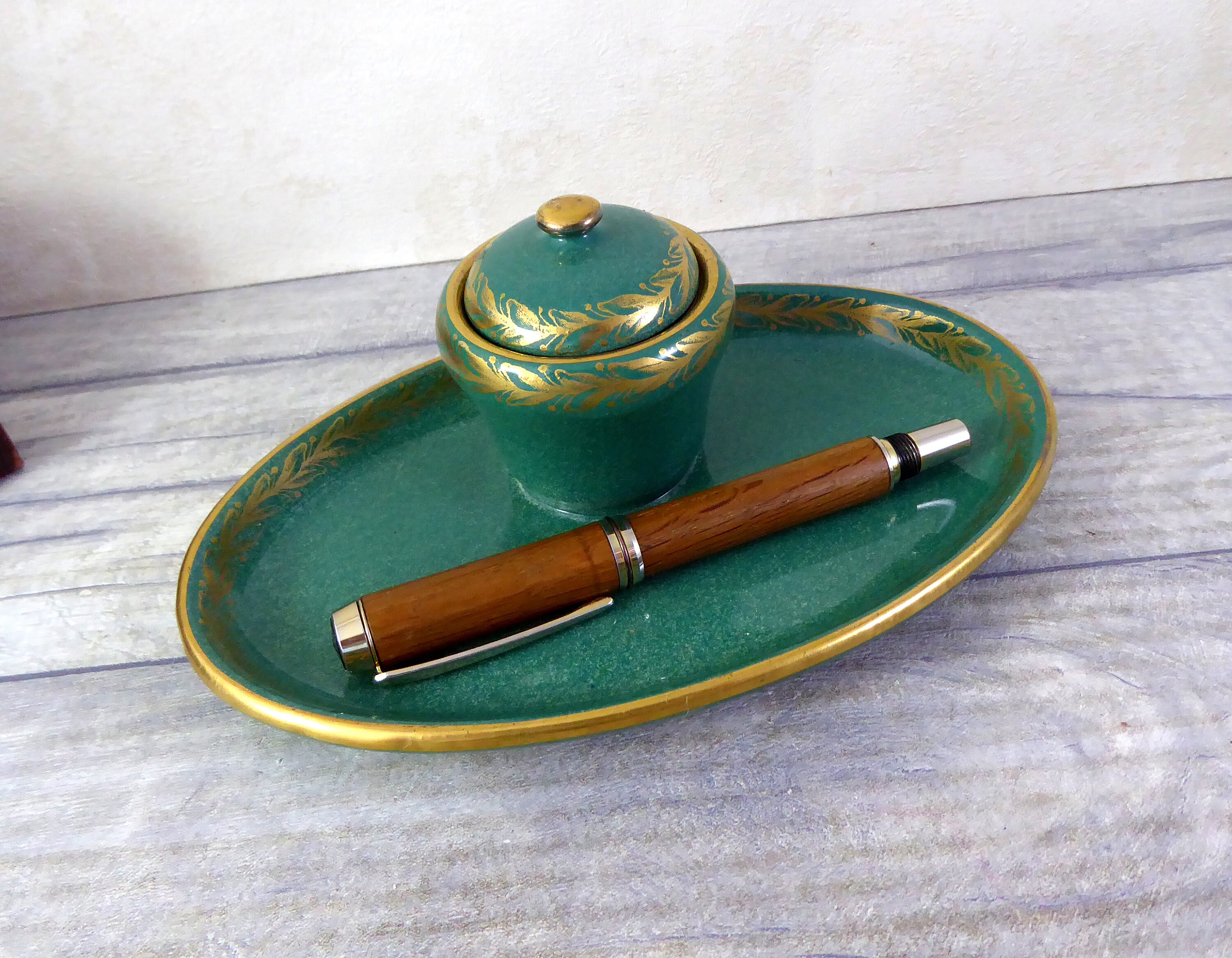 Green and Gold Porcelain Ink Stand Made in England by T. Goode and Co ...