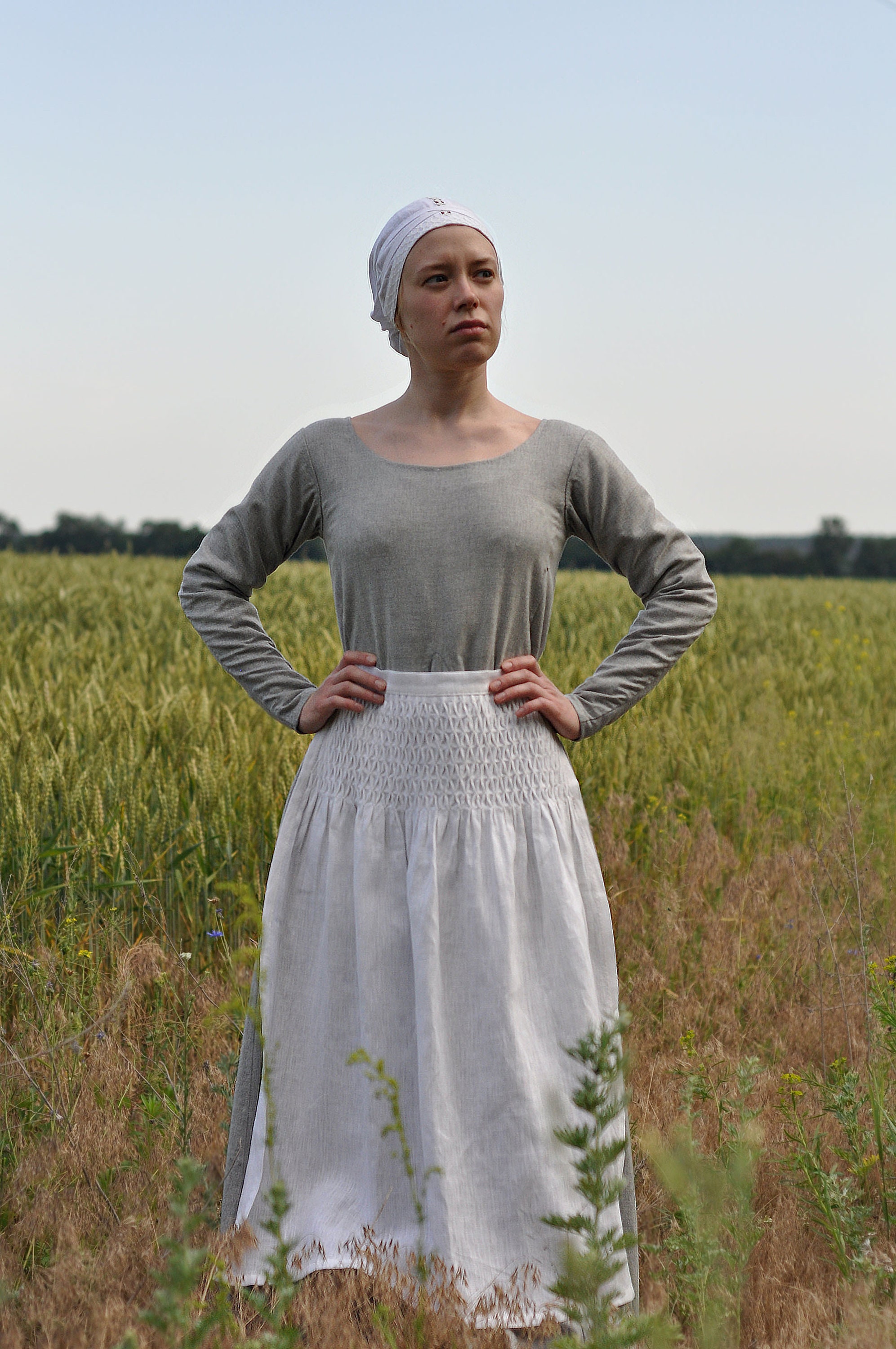 Medieval smocked apron 13th 15th century apron linen | Etsy