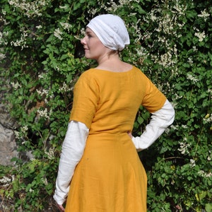 Medieval Kirtle, Medieval Linen Dress, 14th Century Dress, Frontlaced ...