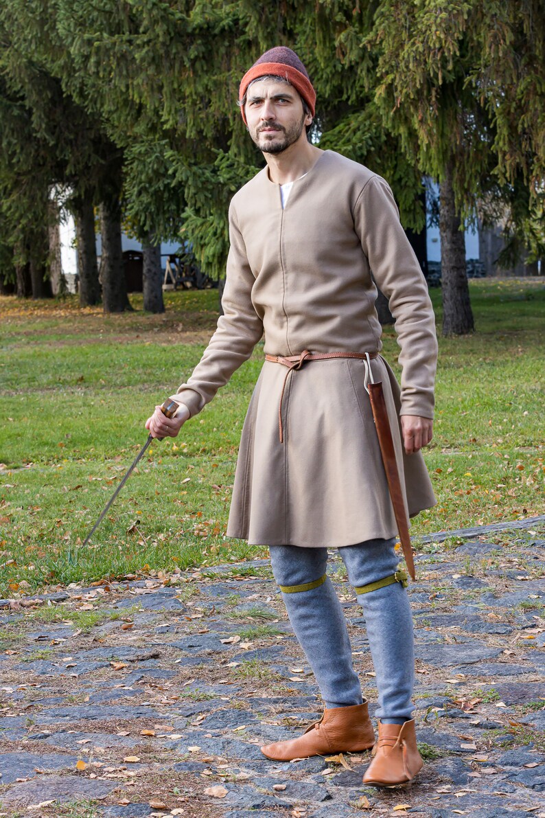Men's Wool Cotehardie: 14th Century Medieval Kirtle, Reenactment ...