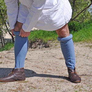 Medieval Hose or Chausses, Men's Woolen Short Hose, 13th - 15th Century ...